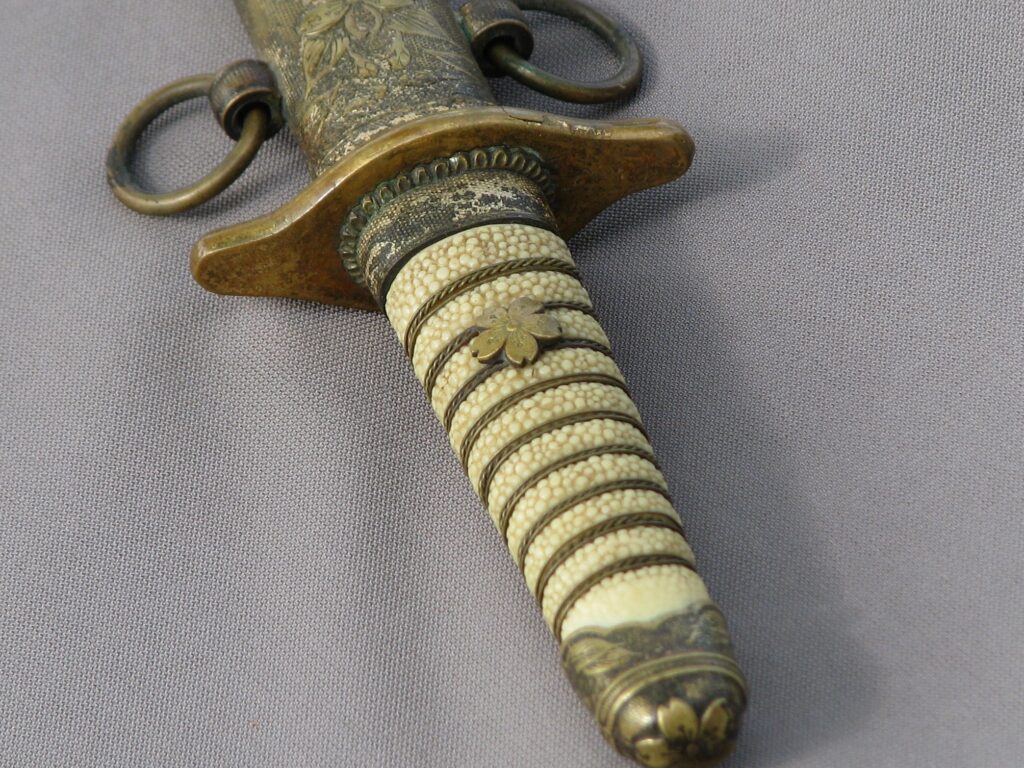 Original WWII Japanese Imperial Navy Officer Dagger with Scabbard 20 ...